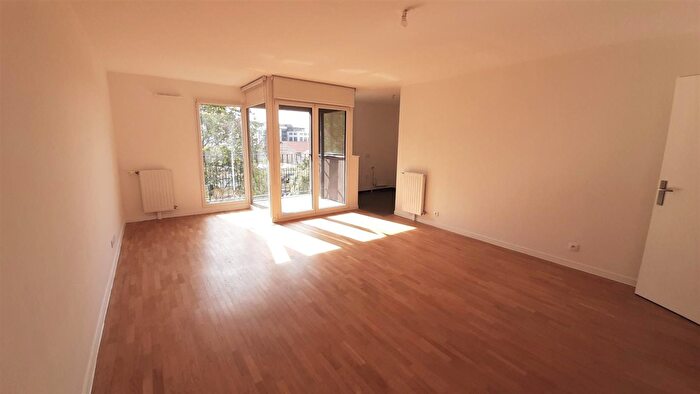 Appartement 4 pièces à louer à Asnières-sur-Seine, Gresillons, Voltaire