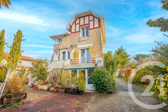 Maison à vendre - Saujon - 6 pièces - 3 chambres