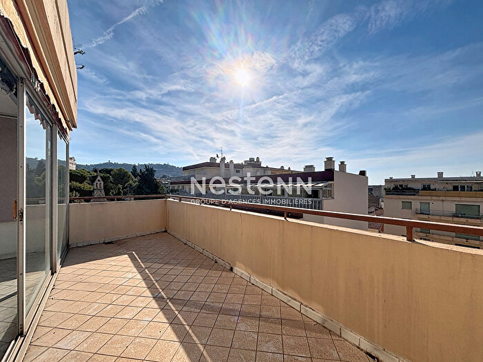 Appartement 2 pièces à Cannes, Prado, République, à vendre