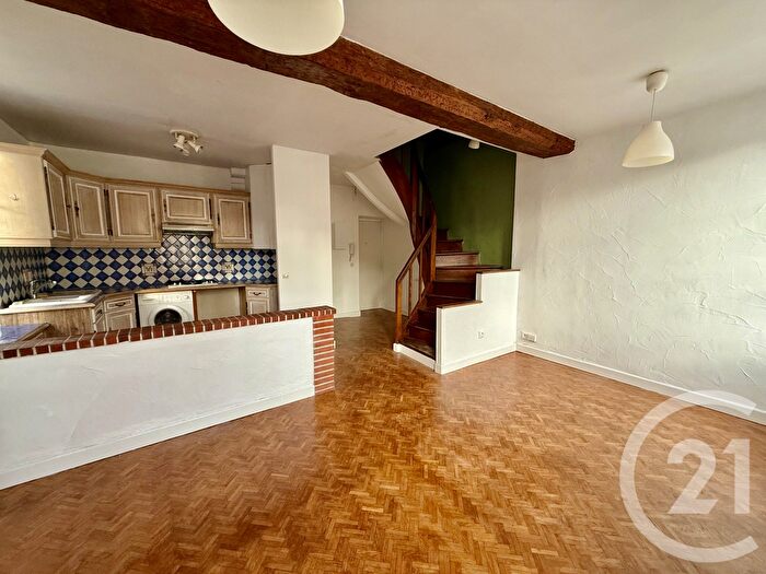 Appartement à louer - Nemours, Centre-ville - 3 pièces - 2 chambres