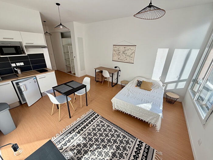 Appartement à louer - Toulouse, Château de lHers - 1 pièce