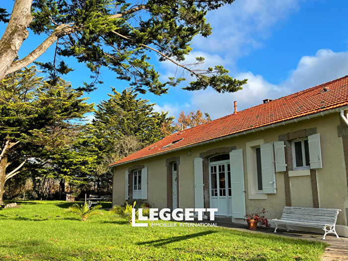 Maison à vendre - Avrillé - 7 pièces - 3 chambres