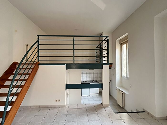 Appartement à louer - Agen, Le Gravier - 1 pièce - 1 chambre