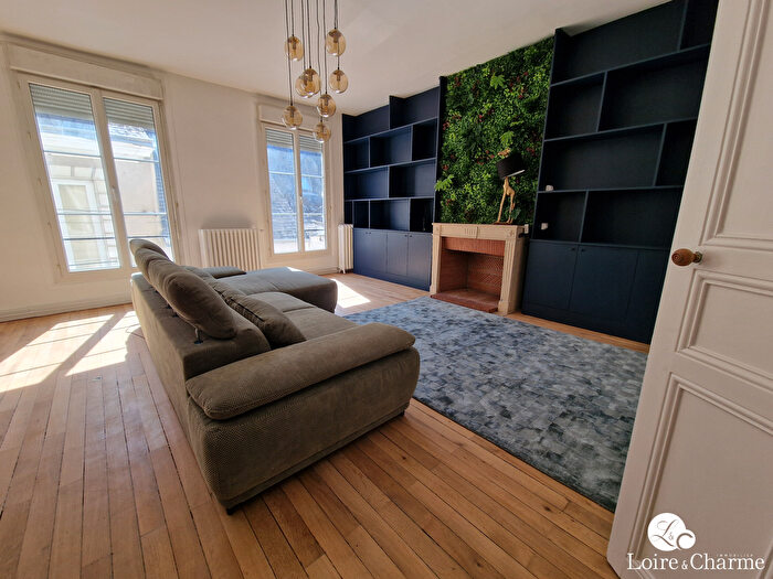 Appartement à vendre - Blois, Centre-ville - 5 pièces - 3 chambres