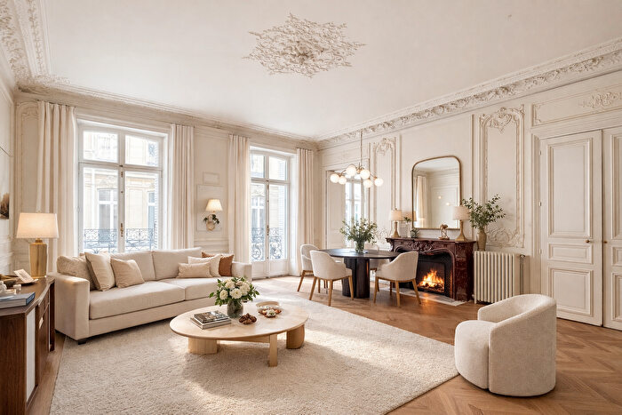 Appartement à vendre - Paris e , Triangle dOr - 10 pièces - 5 chambres