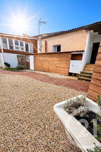 Maison à louer - Saint-Christoly-Médoc - 2 pièces - 1 chambre