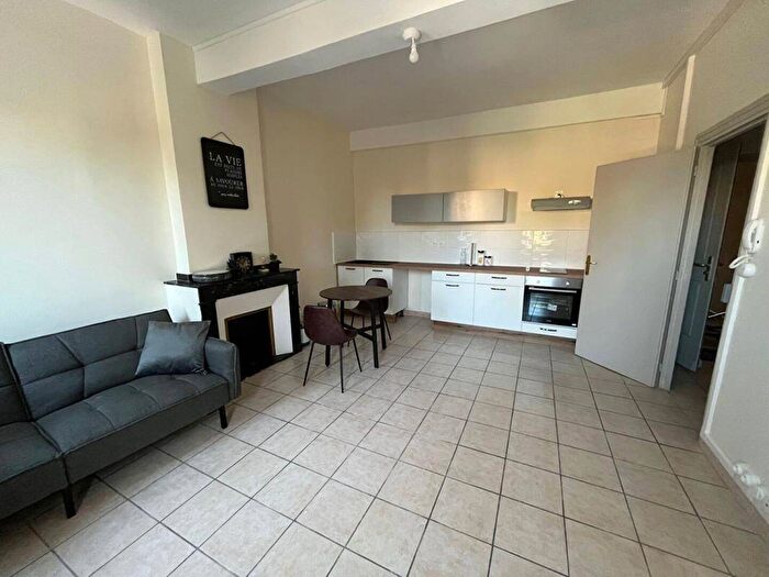 Appartement à louer - Verdun, Castelnaudary - 1 pièce