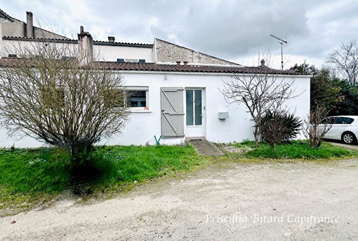 Maison à vendre - Aigrefeuille-dAunis - 2 pièces - 1 chambre