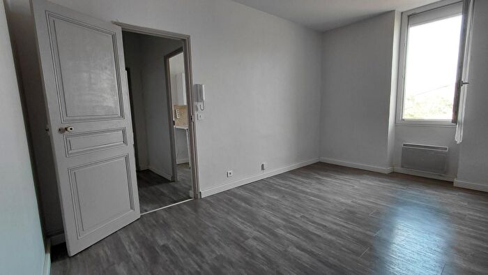 Appartement 3 pièces à louer à Salon-de-Provence, Monaque, Craponne
