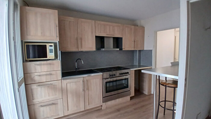 Chalon-sur-Saône, Les Près Saint-Jean : Appartement 4 pièces à vendre