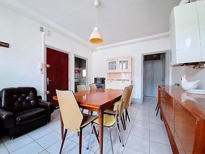 Appartement à louer - Dijon, Clémenceau, Gare, Porte Neuve - 3 pièces - 2 chambres