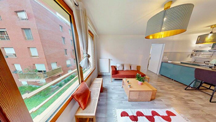 Appartement à louer - Ivry Port Centre, Ivry-sur-Seine - 2 pièces - 1 chambre