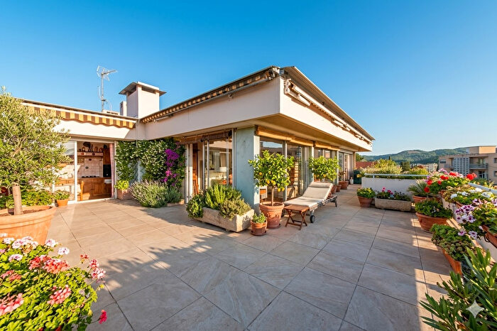 Appartement à vendre - Aix-en-Provence, Val Saint-André - 4 pièces - 3 chambres