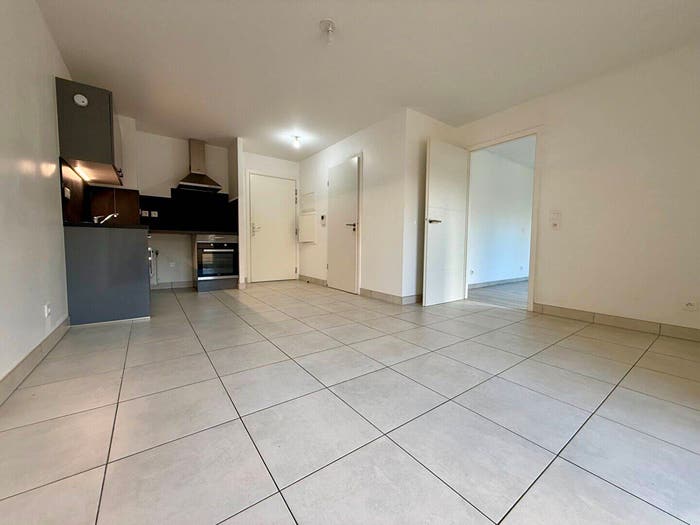 Sud, Vert-Saint-Denis - Appartement 2 pièces à louer