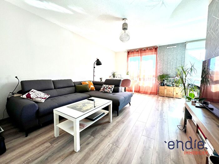 Appartement à vendre - Poitiers, Sud - 3 pièces - 2 chambres