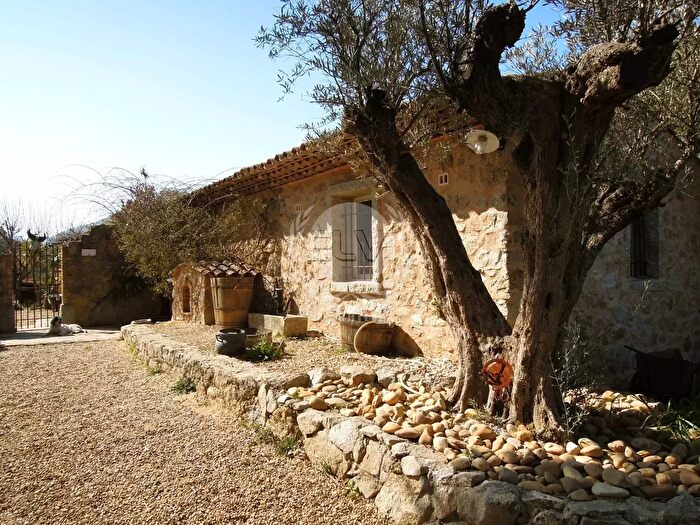 Maison à vendre - Le Plan-de-la-Tour - 5 pièces - 3 chambres