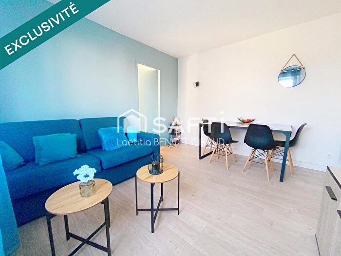 Appartement à vendre - Royan, Saint-Pierre - 2 pièces - 1 chambre