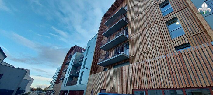 Appartement à louer - Dijon - 4 pièces - 3 chambres