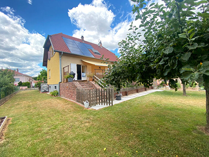 Maison à vendre - Bollwiller - 5 pièces - 3 chambres