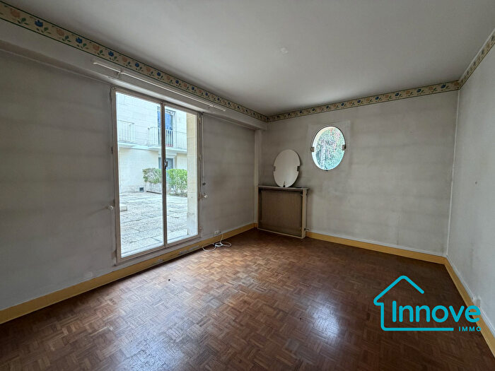 Appartement 1 pièce à vendre à Versailles