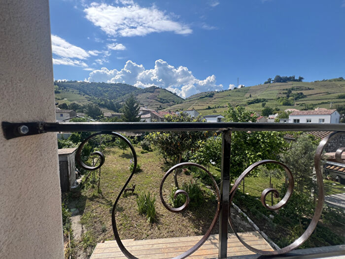 Maison à vendre - Cornas - 4 pièces - 3 chambres