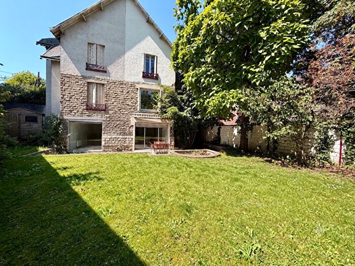 Chantilly : Maison 5 pièces à louer