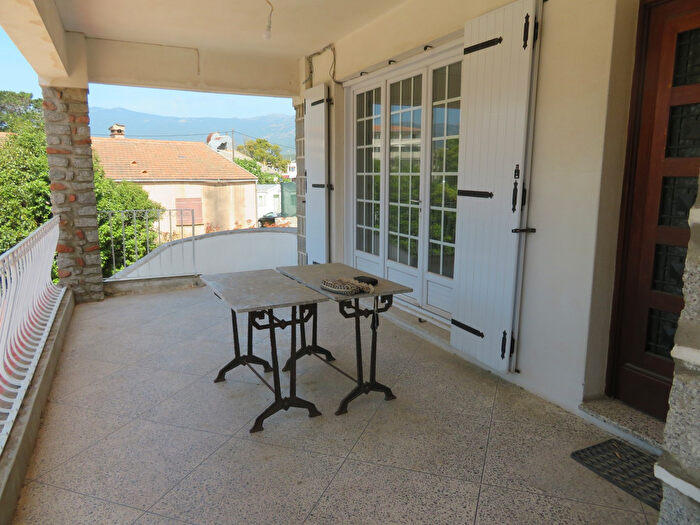 Appartement 4 pièces à Porto-Vecchio, à louer