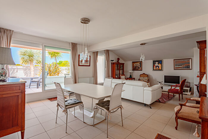 Appartement à vendre - Anglet, Hardoy Courbois, Numa, Choisi - 3 pièces - 2 chambres