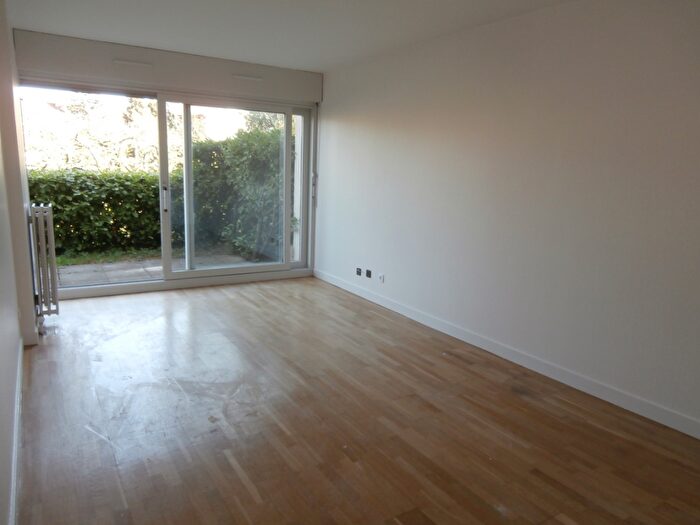 Appartement à louer - Lyon e , Saint-Just, Saint-Irénée, Fourvière - 2 pièces - 1 chambre