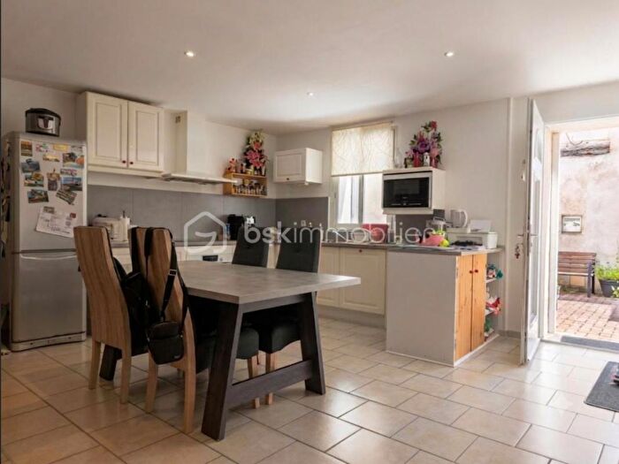 Maison 4 pièces à Valensole, à vendre