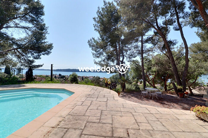 Maison à vendre - Saint-Chamas - 4 pièces - 3 chambres