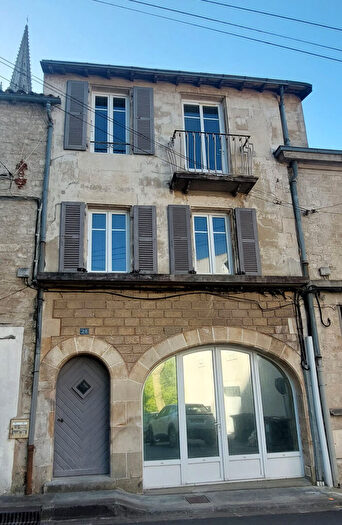 Maison à vendre - Niort, Centre-ville - 5 pièces - 2 chambres