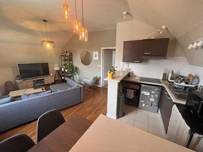 Cathédrale, Tours : Appartement 2 pièces à louer