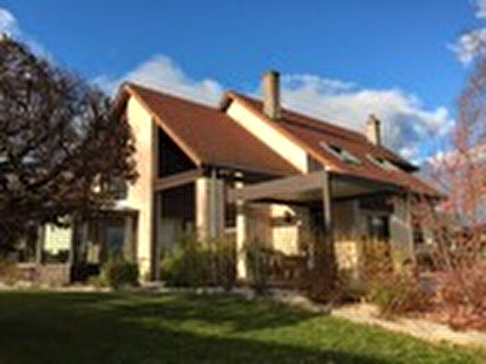 Maison à louer - Hauteville-lès-Dijon - 6 pièces - 4 chambres