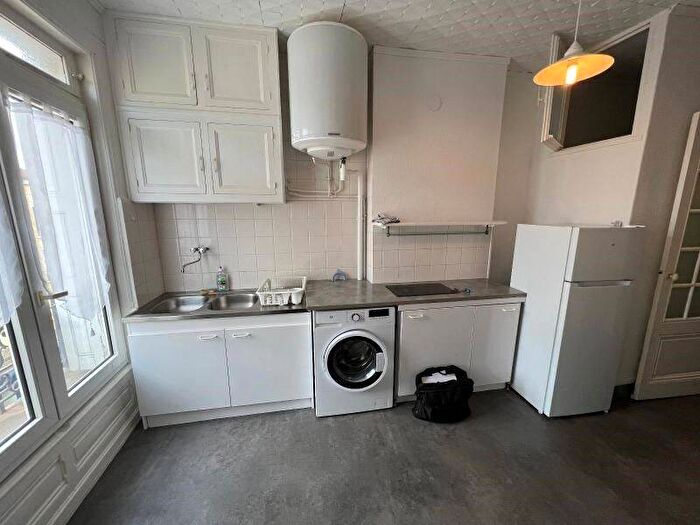 Jacquard, Saint-Étienne : Appartement 1 pièce à louer