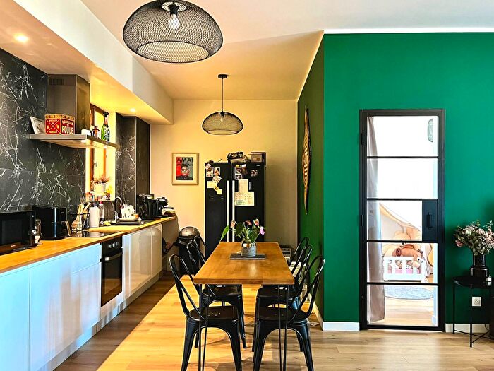 Appartement à vendre - Sète, Centre-ville - 3 pièces - 2 chambres