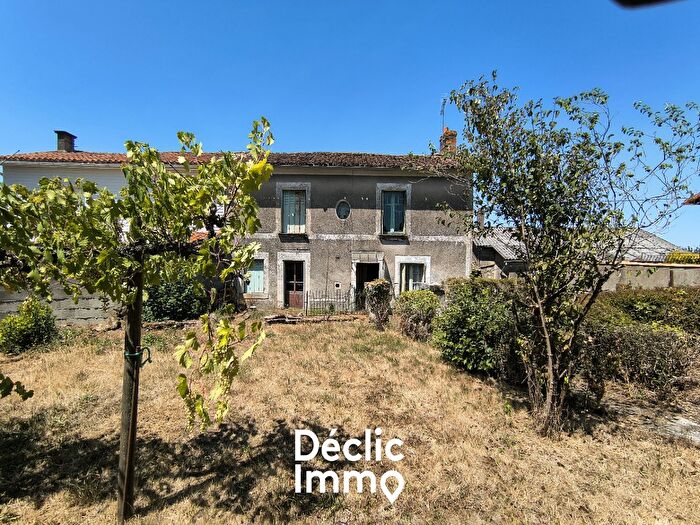 Maison 5 pièces à vendre à Vouhé