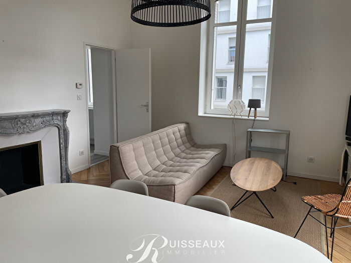 Appartement à louer - Dijon - 2 pièces - 1 chambre