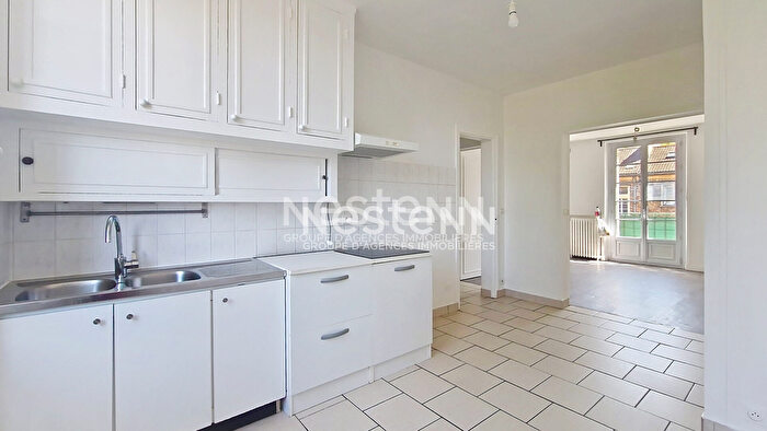 Saint-Cyr-l'École, Centre-ville - Appartement 2 pièces à louer