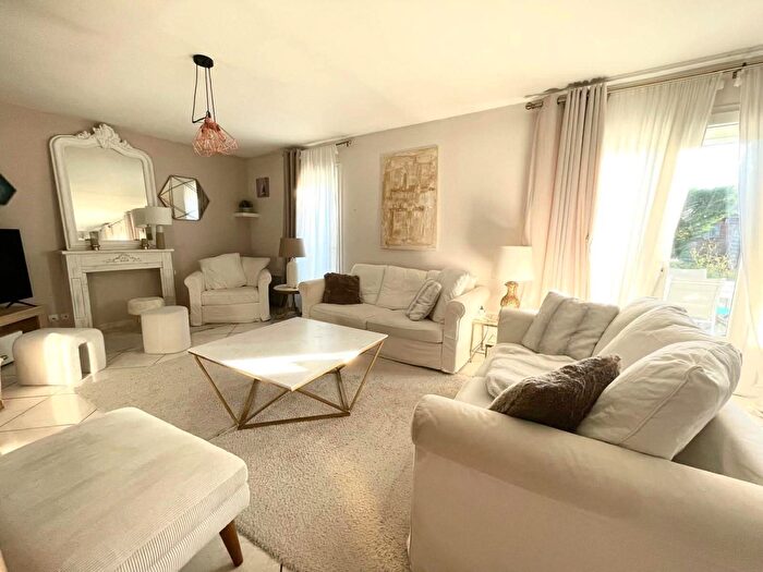 Maison à vendre - Joué-lès-Tours, Joué Sud - 8 pièces - 6 chambres