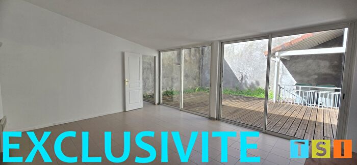 Appartement à vendre - Bagnères-de-Luchon - 2 pièces - 1 chambre