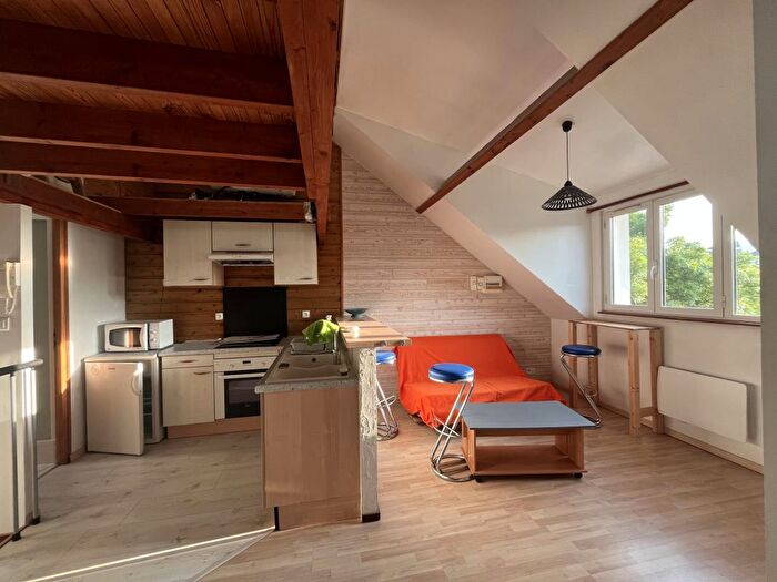 Appartement à louer - Nantes, Hauts-Pavés, Saint-Pasquier, Saint-Félix, Université - 1 pièce