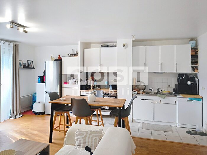 Appartement 4 pièces à Bois-Colombes, Jean Mermoz, à vendre