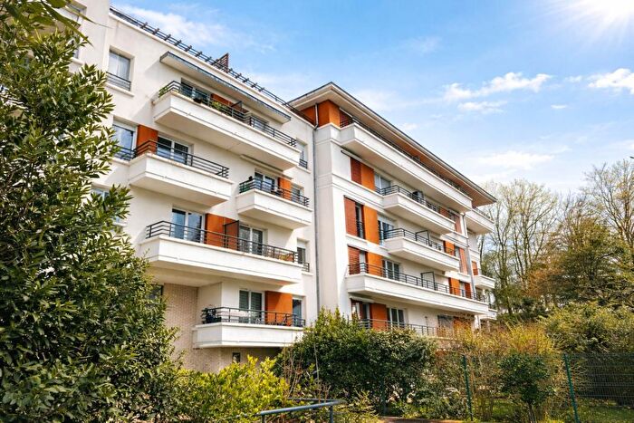 Appartement à vendre - Sucy-en-Brie, Rond dOr - 2 pièces - 1 chambre