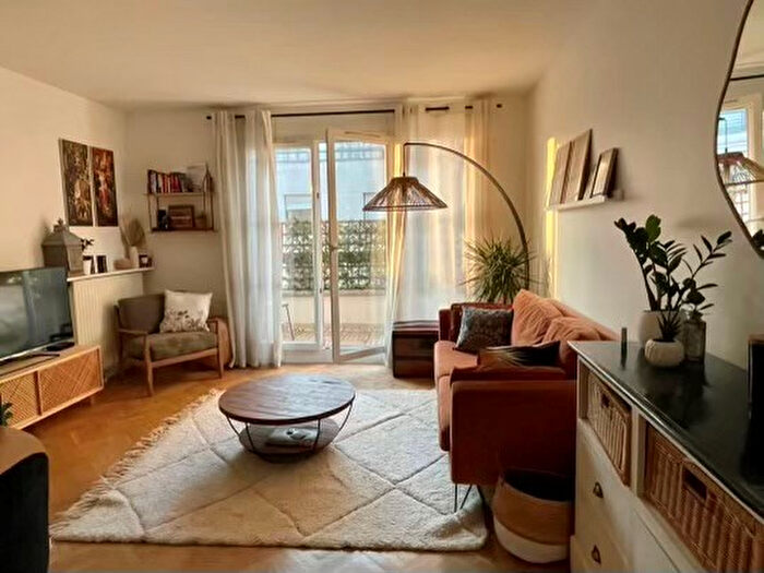 Appartement à louer - Levallois-Perret, Centre-ville - 2 pièces - 1 chambre