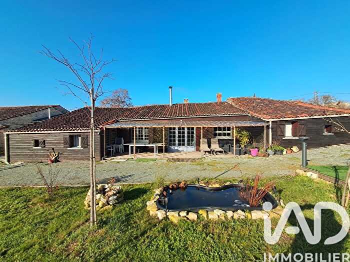 Maison à vendre - Brie-sous-Matha - 5 pièces - 3 chambres