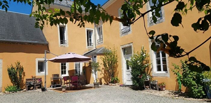 Maison 8 pièces à vendre à La Suze-sur-Sarthe