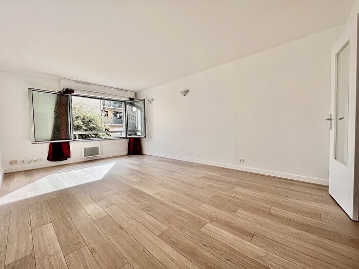 Puteaux, République - Appartement 2 pièces à louer
