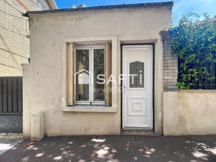 Issy-les-Moulineaux, Centre-ville, Corentin Celton, Les Varennes : Appartement 1 pièce à vendre
