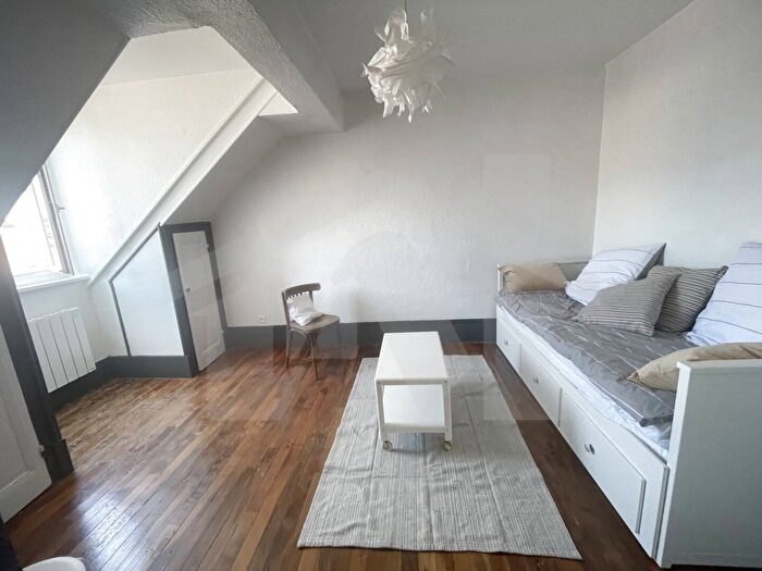 Appartement à louer - Grenoble - 2 pièces - 1 chambre